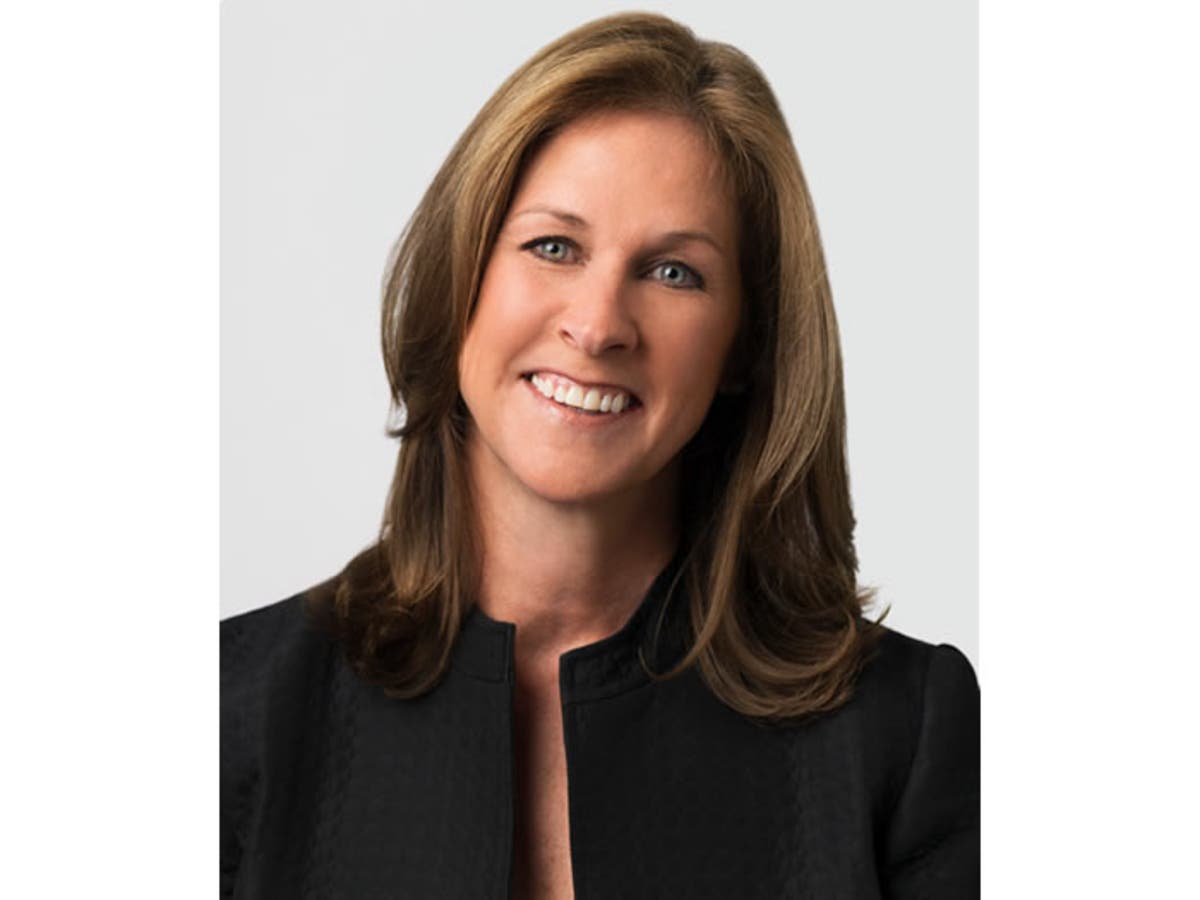Houlihan Lawrence Honors Top Producer Ellen Mosher as #1 Agent in ...