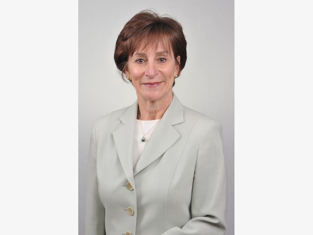 Top-Producing Agent Jeanne Coon Named New Manager of Houlihan Lawrence ...