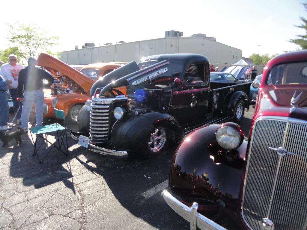 Memories Car Club Cruises Down Memory Lane | Sunset Hills, MO Patch