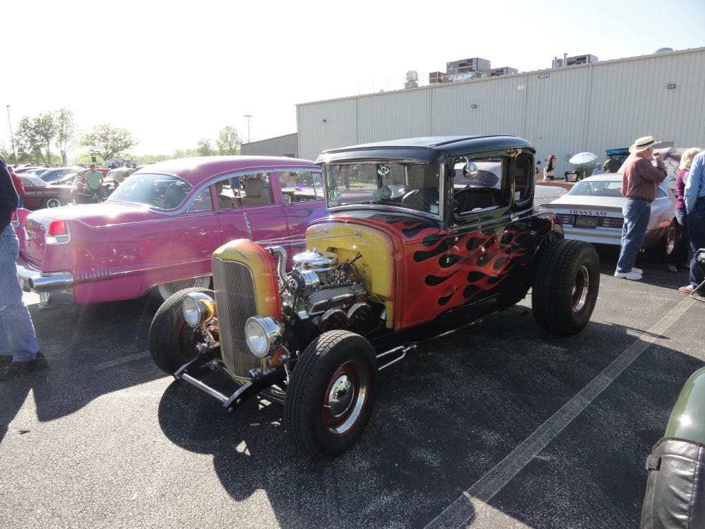 Memories Car Club Cruises Down Memory Lane | Sunset Hills, MO Patch
