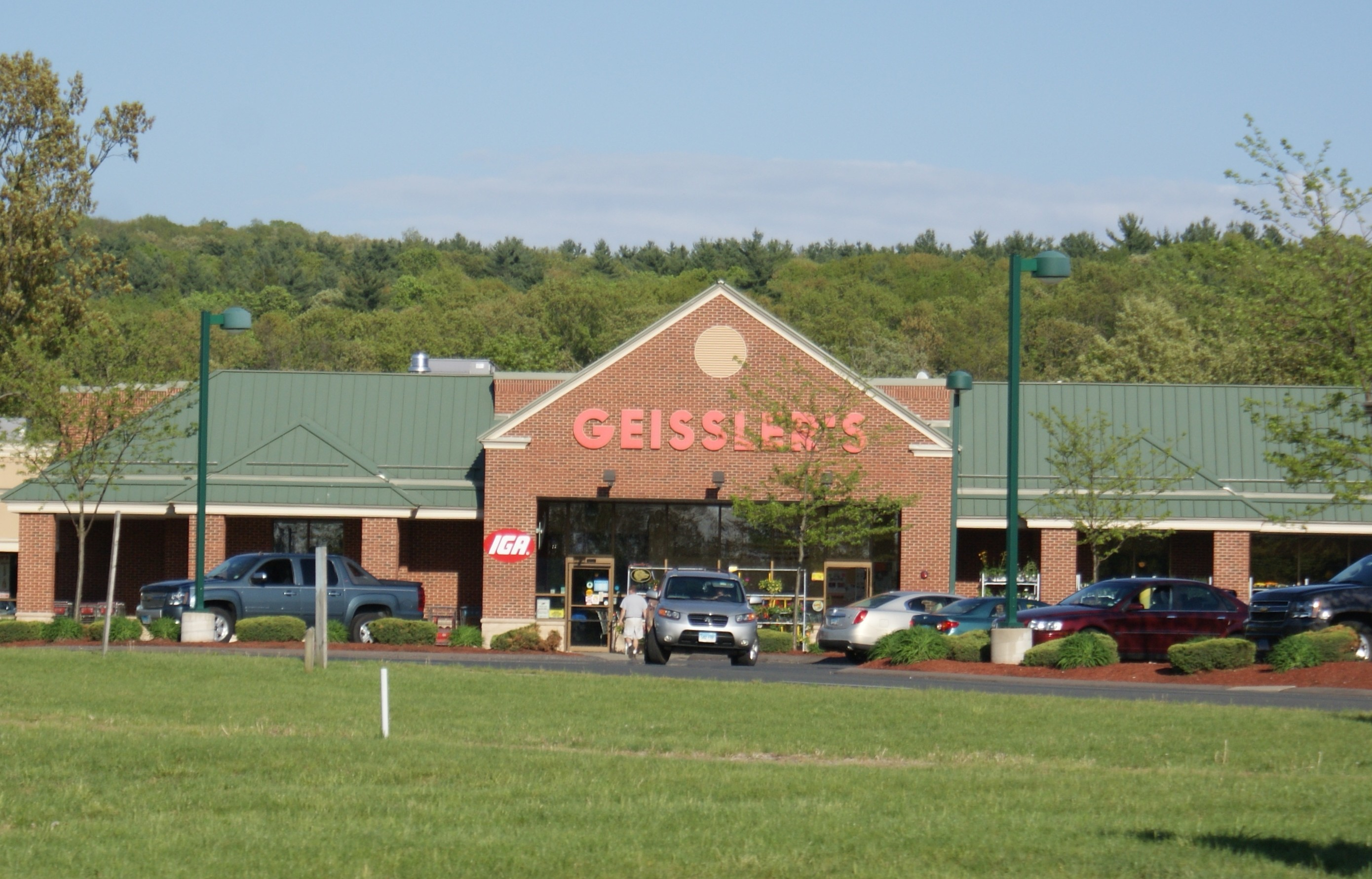 Directory Spotlight: Geissler's Supermarket | Ellington, CT Patch