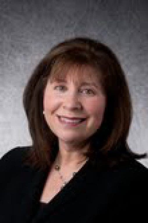Lisa Rowen of Pikesville Earns Nursing Award | Pikesville, MD Patch