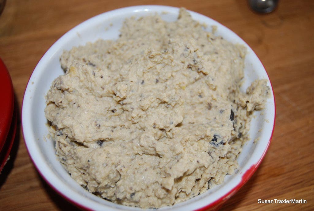 Recipe: Fun and Easy Black Olive Hummus | Ramona, CA Patch