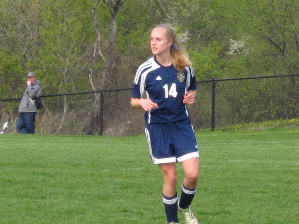 Girls Soccer: Lemont Finishes Third in Hosted Tournament | Lemont, IL Patch