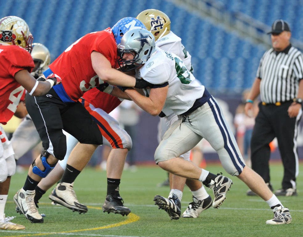 South Prevails in Shriner's Football Classic, 15-12 | Hamilton, MA Patch
