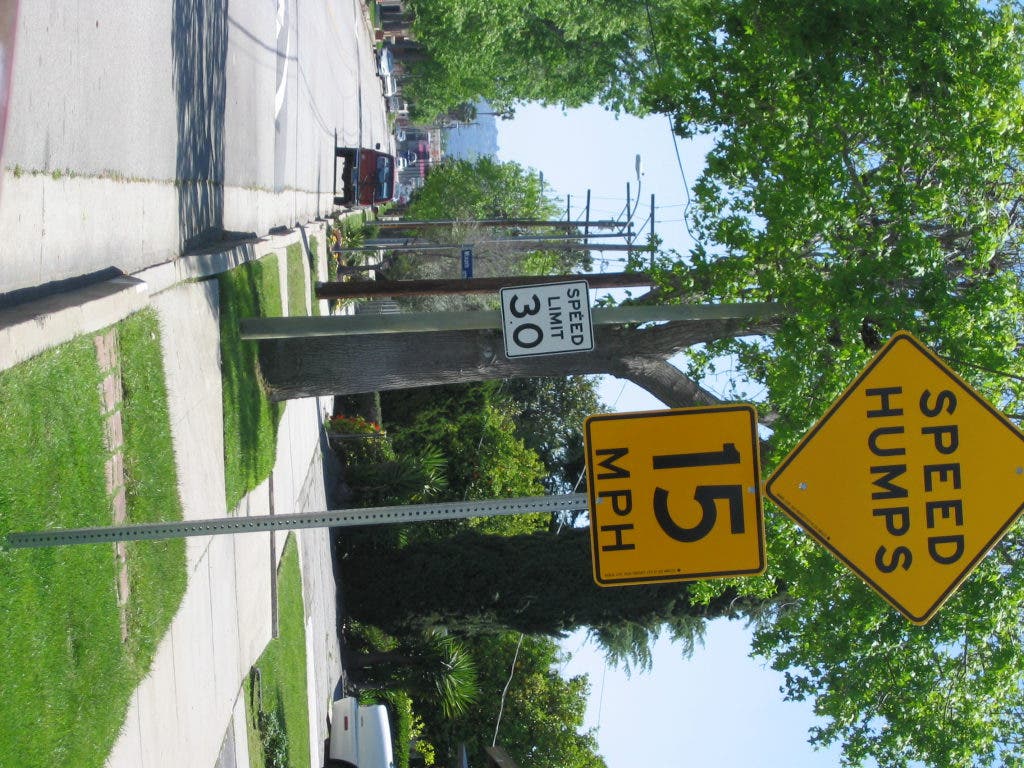 Strathern Street Elementary School Traffic Signals Operational | North ...