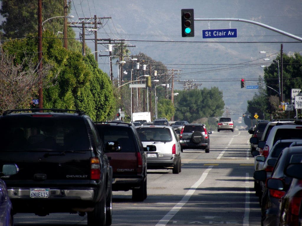 Strathern Street Elementary School Traffic Signals Operational | North ...