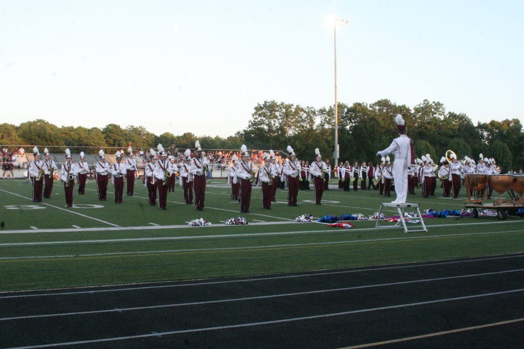 Brass, Drums and Roll-Steps: It's Marching Bands Season [PHOTOS] | Toms ...