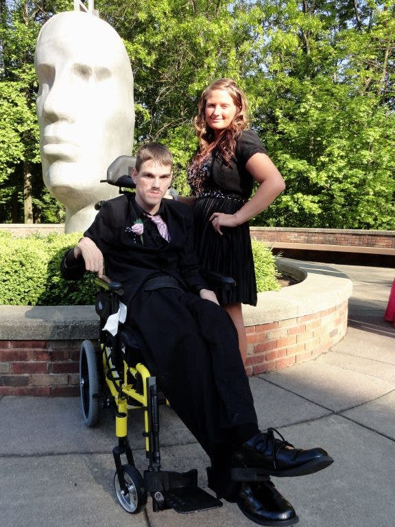 Photo Gallery: A Special Prom For Students With Special Needs | Mentor ...