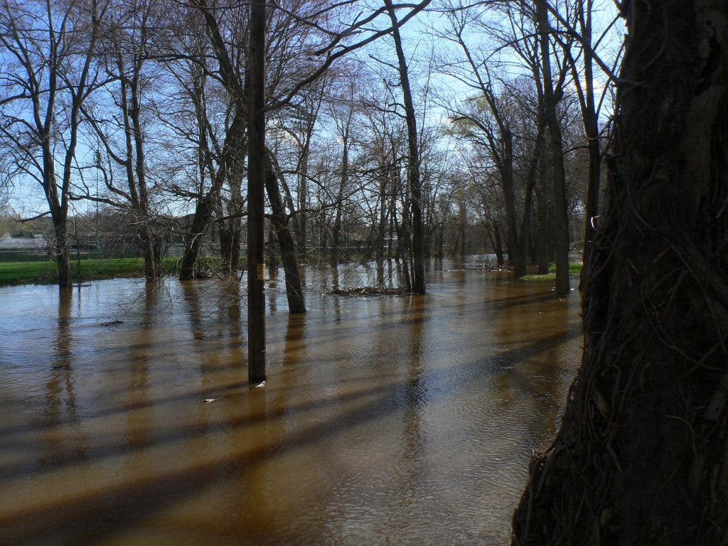 UPDATE: CT River Tops 11.4 Feet in Middletown | Middletown, CT Patch