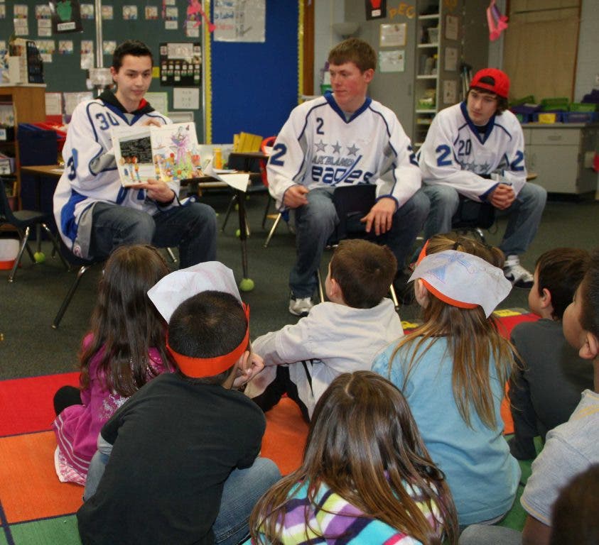 Lakeland Hockey Team Makes A Difference At Oxbow Elementary School ...