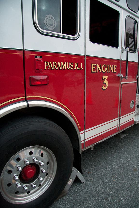 Fire Department Evacuates Six Homes During Major Gas Leak | Paramus, NJ ...