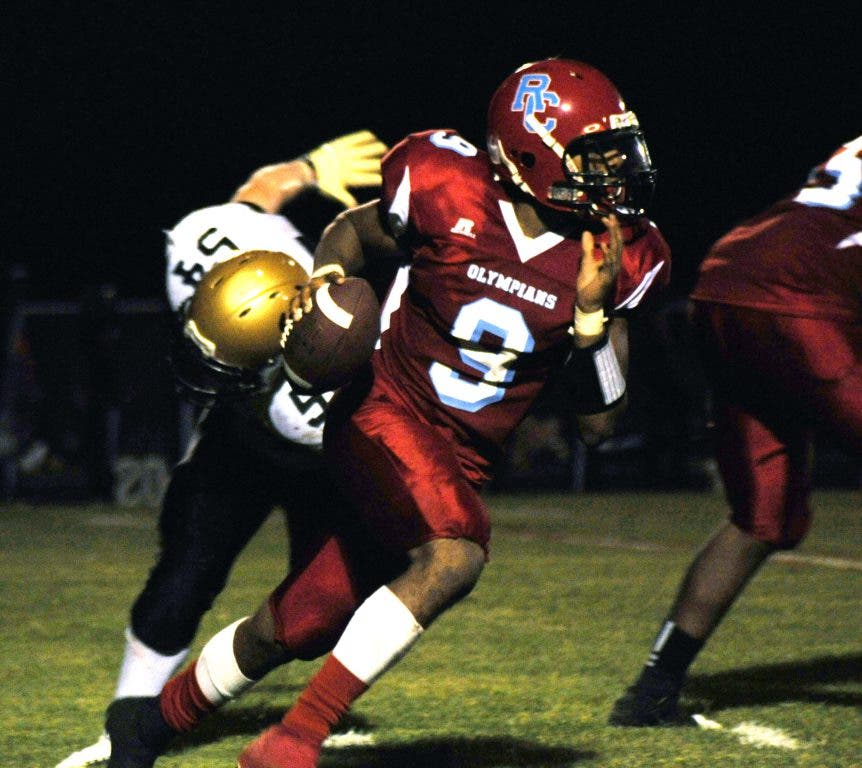 Football Photo Gallery: Rich Central Falls Hard to Runaway Bengals Team ...