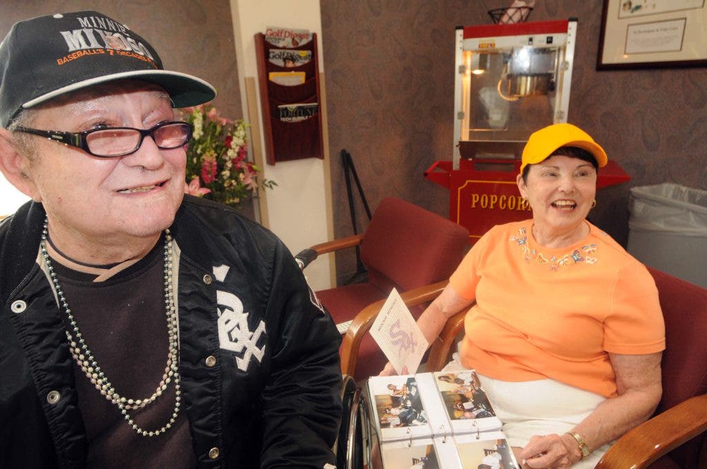 Former White Sox Bat Boy Reunites With Legend Minnie Minoso | Chicago ...