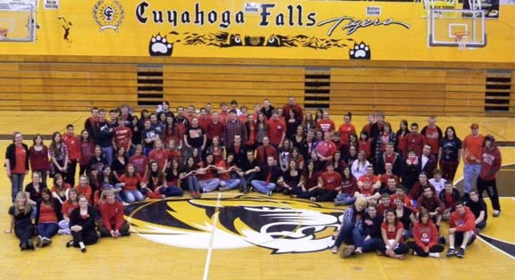 CFHS Students Stand United with Chardon Peers | Cuyahoga Falls, OH Patch