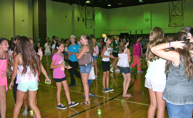 Howitt Middle School Hosts 6th-Grade "Meet and Greet" | Farmingdale, NY ...