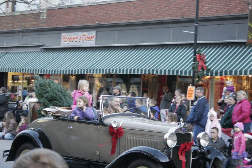 Photos: 2012 Christmas Parade in Downtown Waukesha | Waukesha, WI Patch