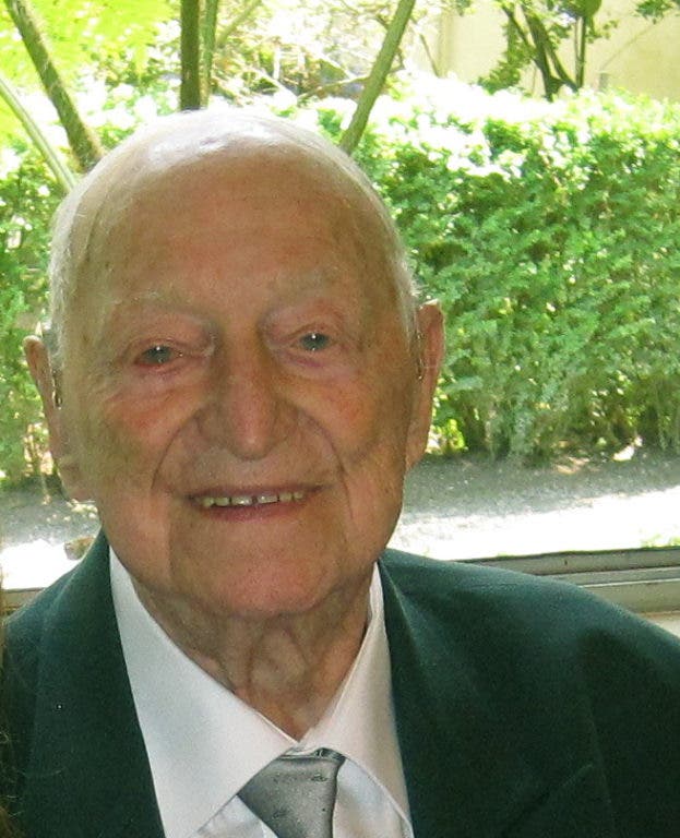 Op-Ed: A Tribute to Knud Dyby, Humanitarian and World War II Hero ...