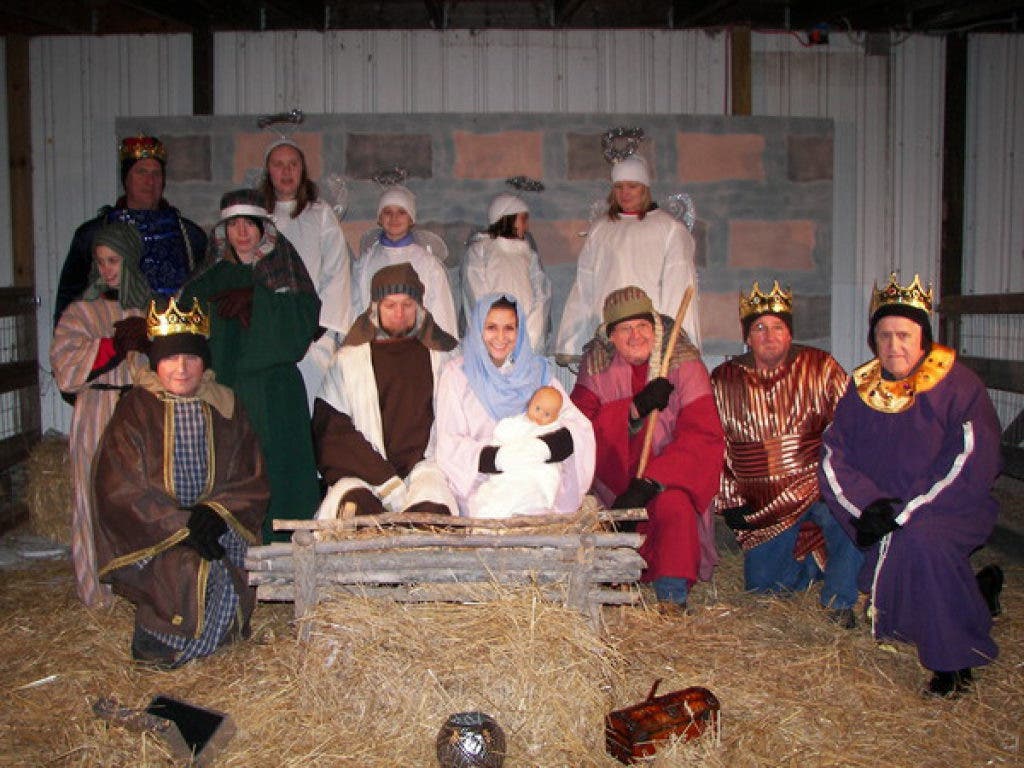 Hardy Church Performs Live Nativity on Saturday | Hartland, MI Patch