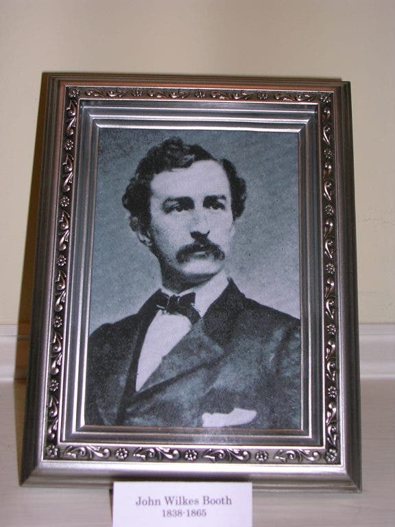 Tudor Hall Tour Gives Insight into the Mindset of John Wilkes Booth ...