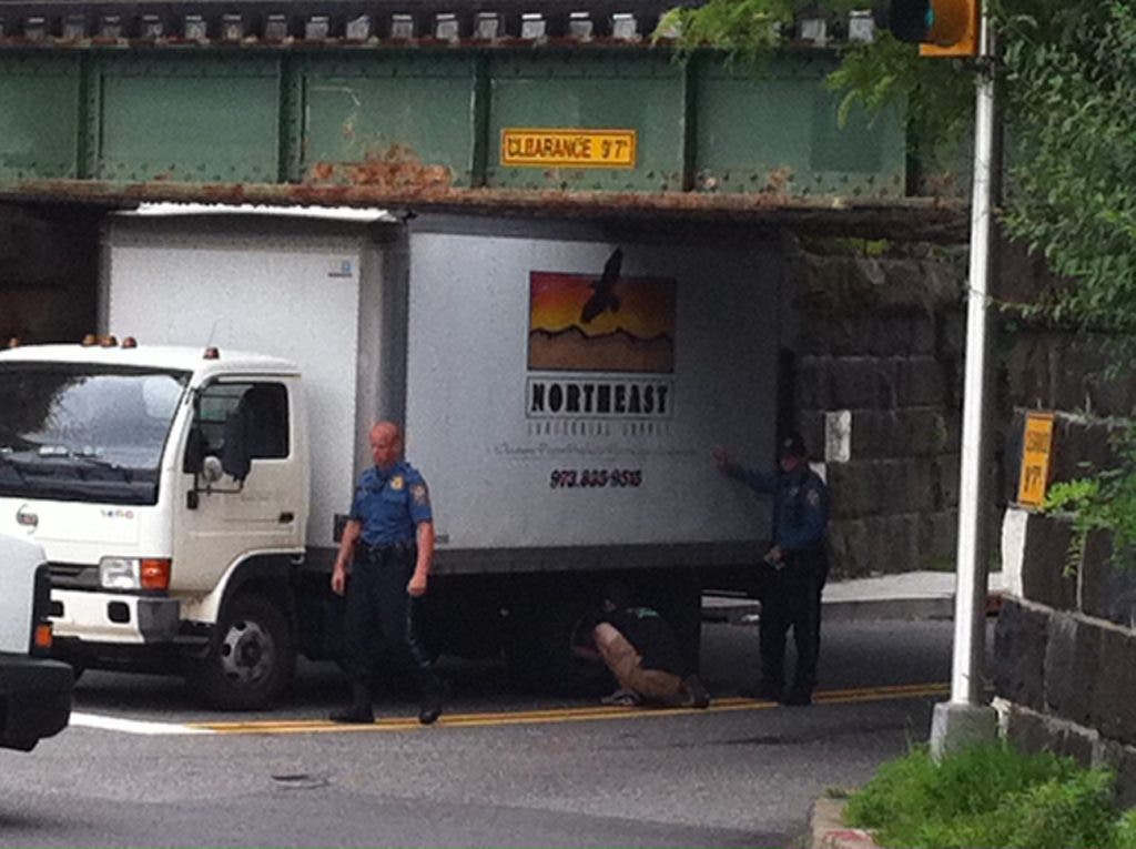 Stuck Truck: Box Wedged Under Route 202 Train Tressel | Mahwah, NJ Patch