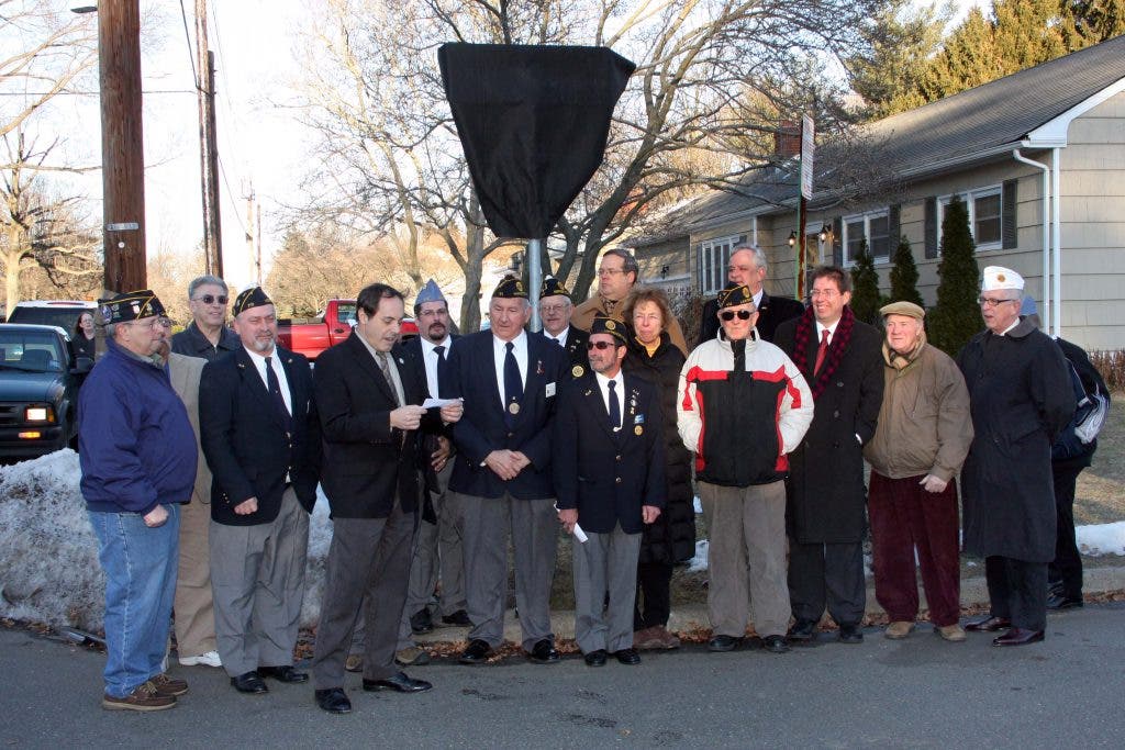 Viewfinder: Lawrence Twp. 'Renames' Berwyn Place to American Legion Way ...
