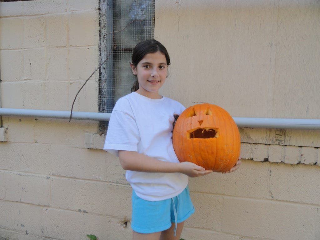 PHOTO GALLERY: Pumpkin Carving at the Hat Factory | Peekskill, NY Patch