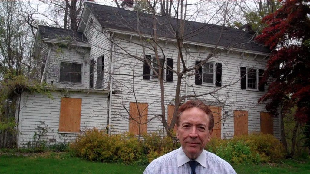 Historic and Deteriorating Adams-Bernstein House Up for Sale | Yorktown ...