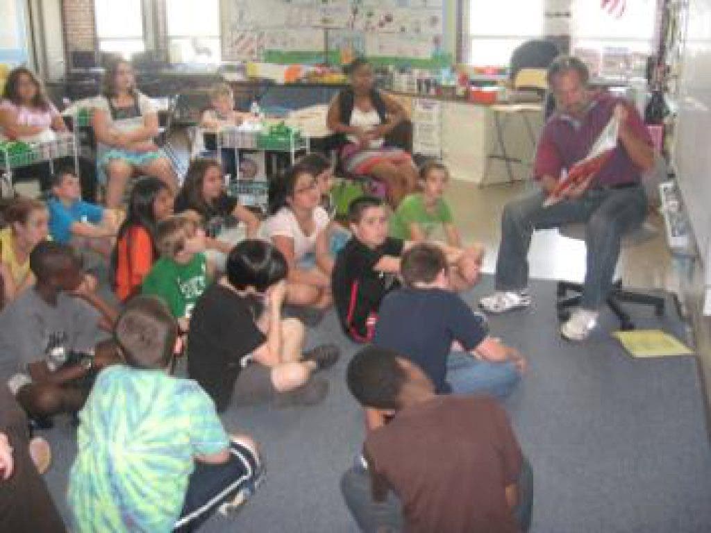 ABOUT TOWN: Dawe School Holds Community Reading Day (And More ...