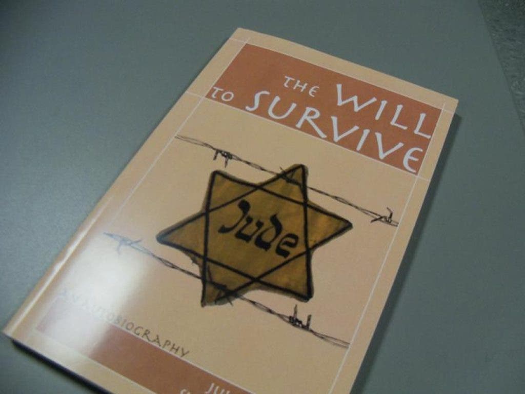 Holocaust Survivor Julius Jacobs Speaks to Saucon Valley Students ...