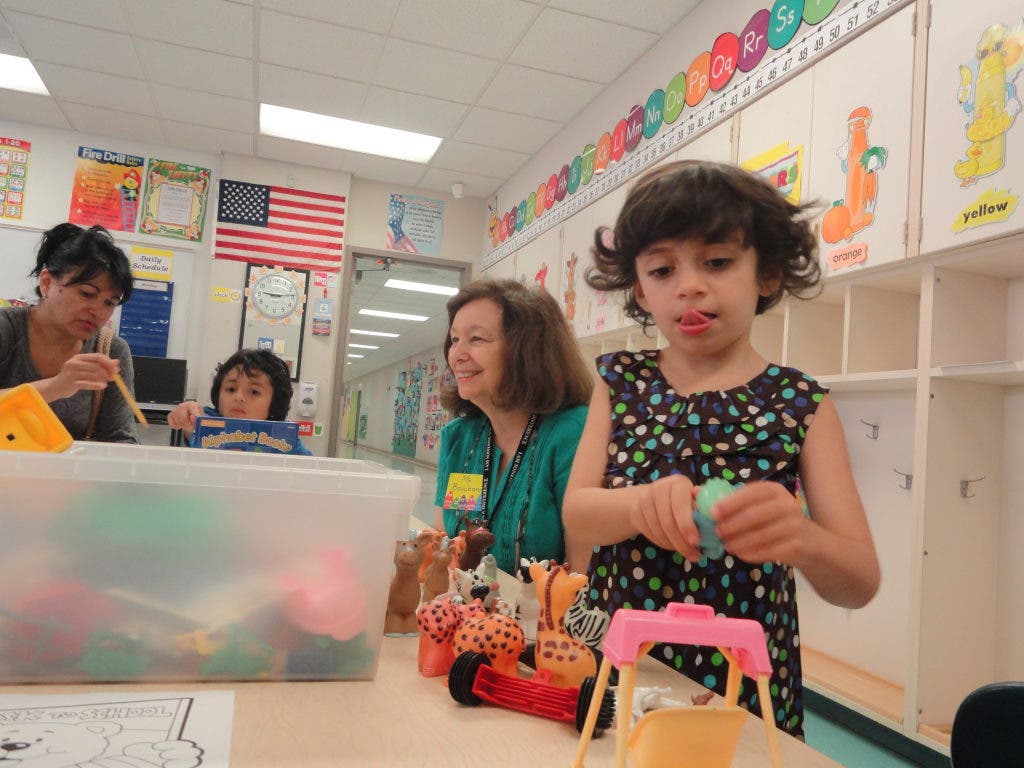 [Photos] 'K Orientation' at Stamford's Julia A. Stark School | Stamford ...