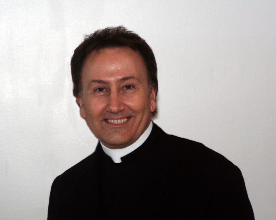 Capitola Pastor Matthew Pennington Leads with Unconventional Approach ...