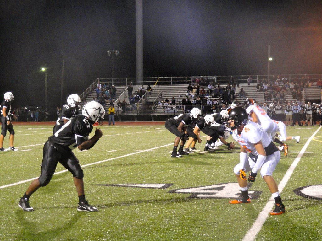 Dearborn High Defeats Edsel Ford in Rivalry Football Game | Dearborn ...