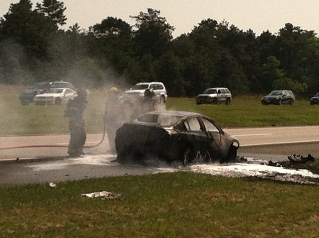 Firefighters Battle Fully Engulfed Car Fire on Sunrise Highway (Photos ...