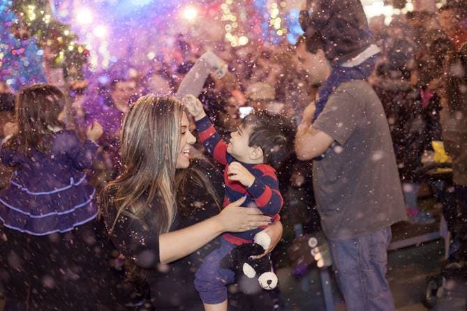 Promenade Temecula Transforming Into Winter Wonderland Next Week | Lake ...