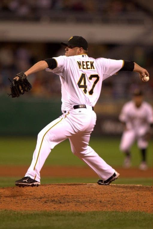 Bellevue College Alumnus Evan Meek Bounces Back and Makes his Mark in ...