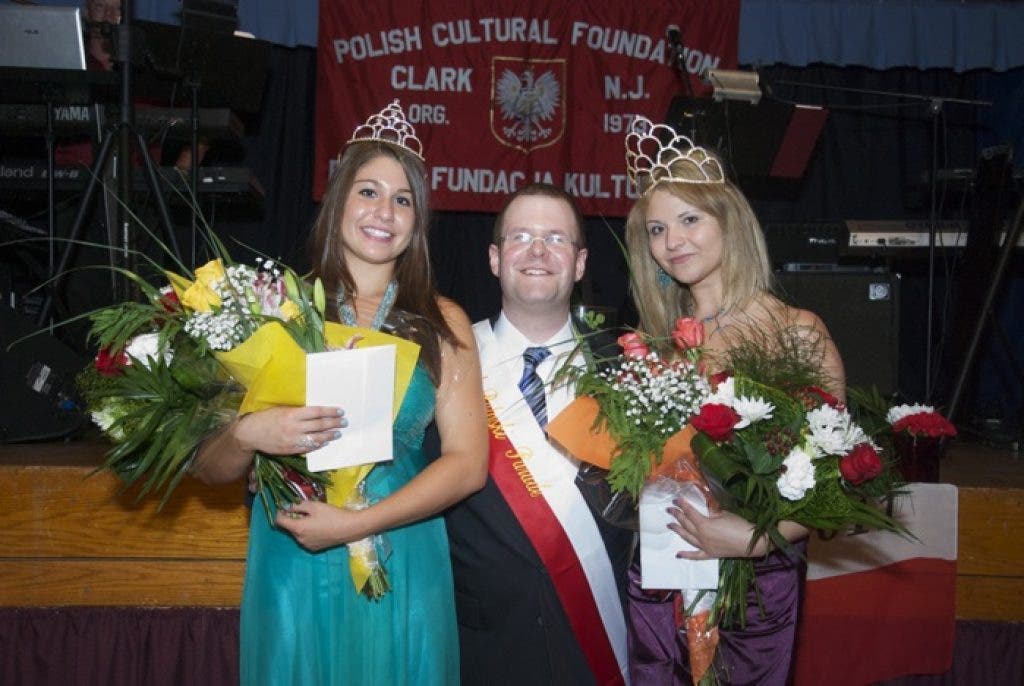 Miss Polonia Pageant at St. John's Night Dance - Polish Cultural ...