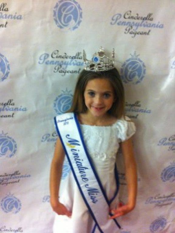 USC Girl Crowned as Pennsylvania's Own Cinderella Mini Miss | Upper St ...