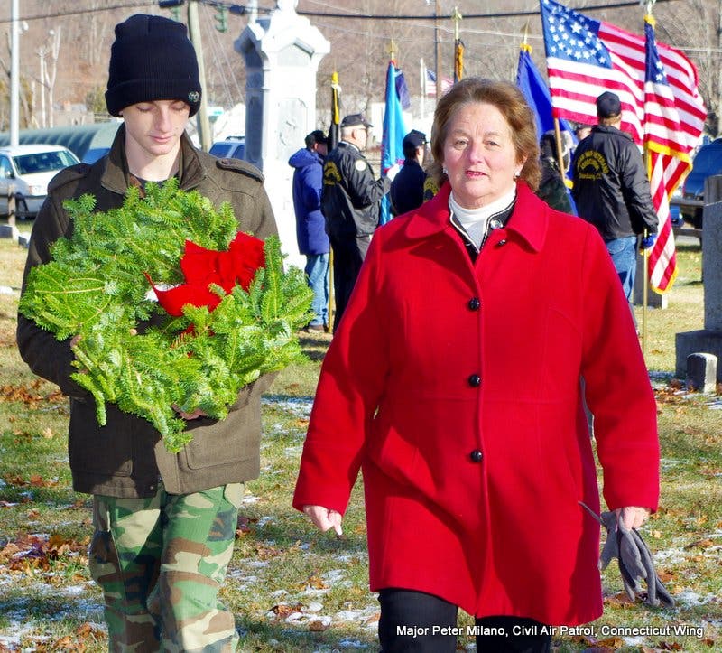 399th Composite Squadron Honors Veterans with Wreaths Across America ...