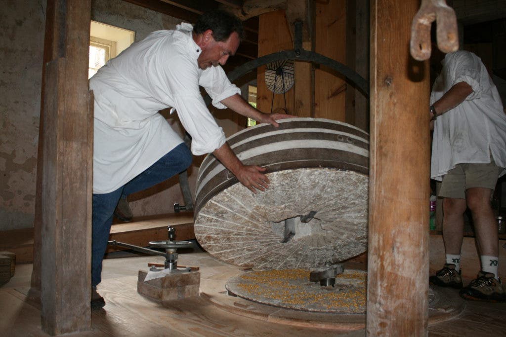 Evans-Mumbower Mill History Grinds Visitors to a Halt | Montgomeryville ...