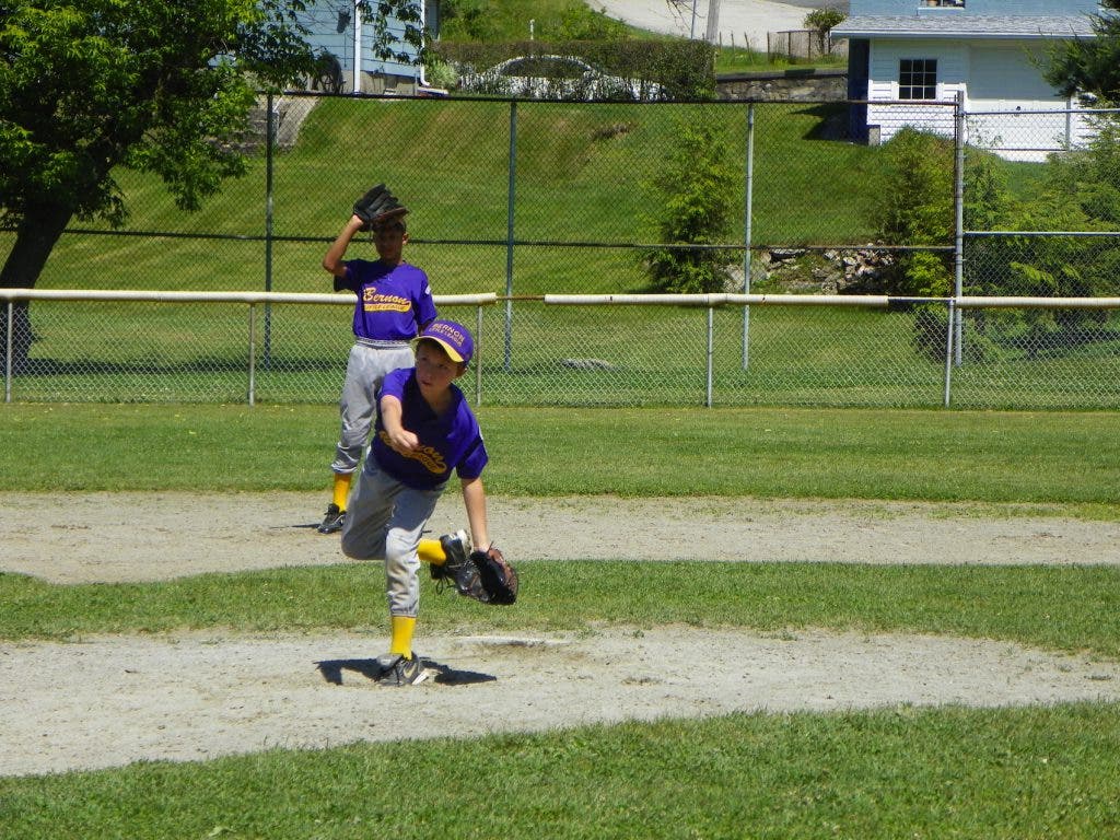 Bernon Minors Ho Kong Beat Universal Cuts | Woonsocket, RI Patch