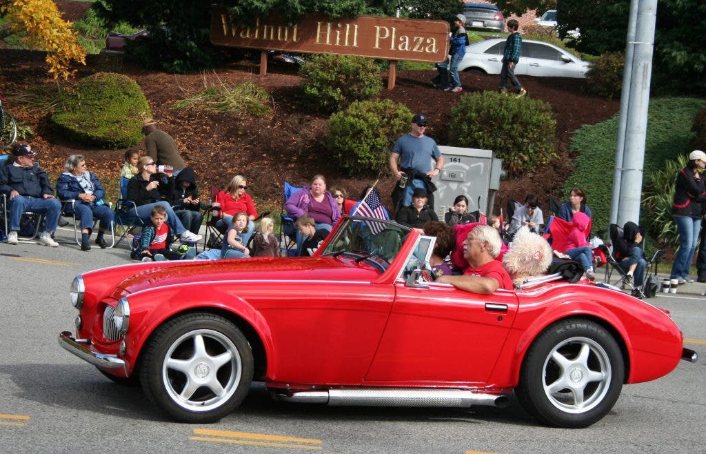 Gallery: Autumnfest Parade Fun And Names | Woonsocket, RI Patch