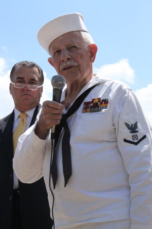 VIDEO: West Elfers Cemetery's Memorial Day Service Honors Local WWII ...