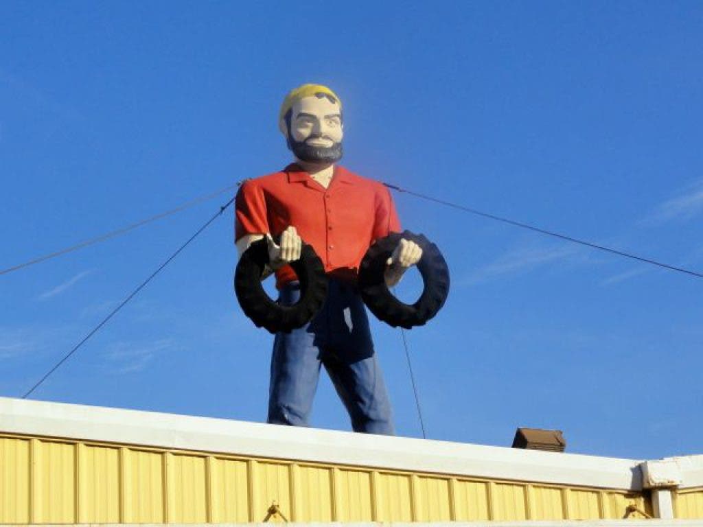 Do You Know the 'Muffler Man,' Who Stands on Starkey Road? | St. Pete ...
