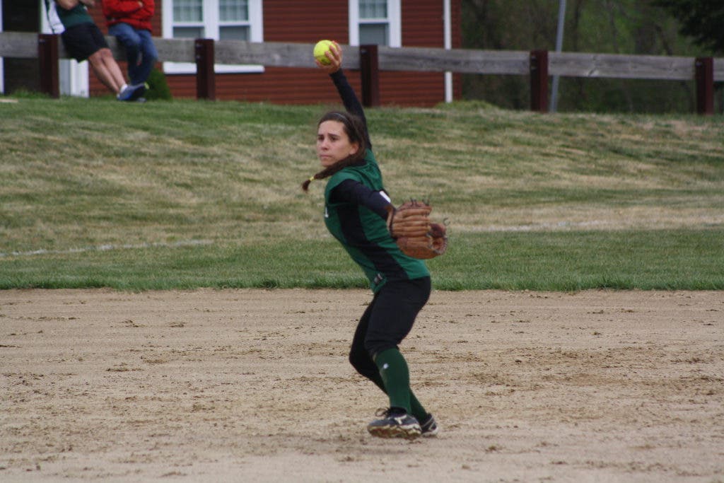 Mansfield Softball Win Pitcher's Duel 3-2 in Extra Innings | Mansfield ...