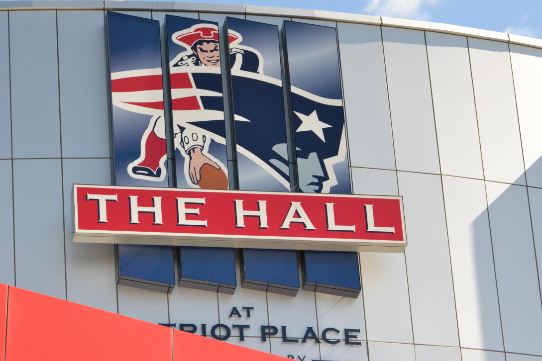 Monday Essentials: Patriots Hall of Fame Ceremony and Stadium Practice ...
