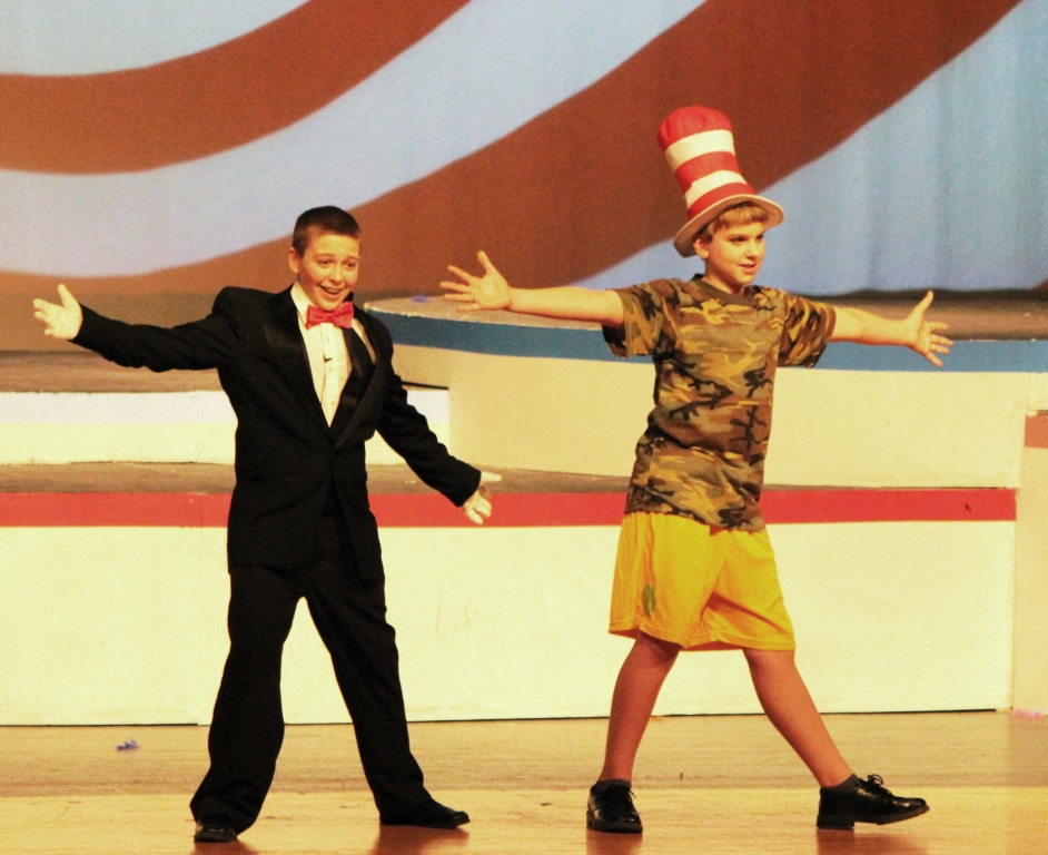 Coolidge Middle School Students Hit the Stage for 'Seussical the ...