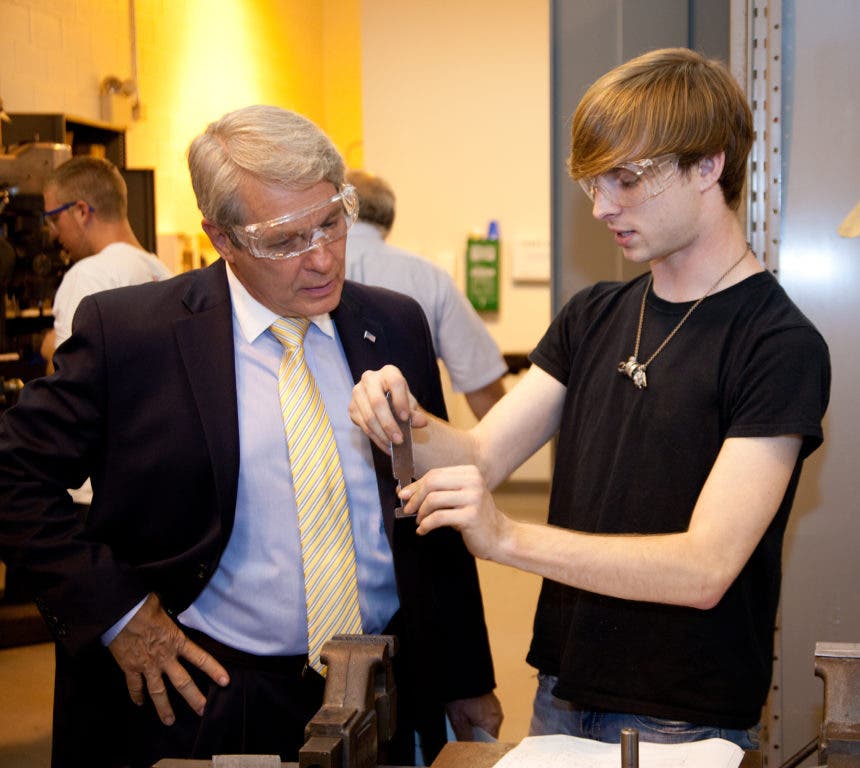 SENATOR LEN SUZIO TOURS MXCC PRECISION MANUFACTURING INSTITUTE ...