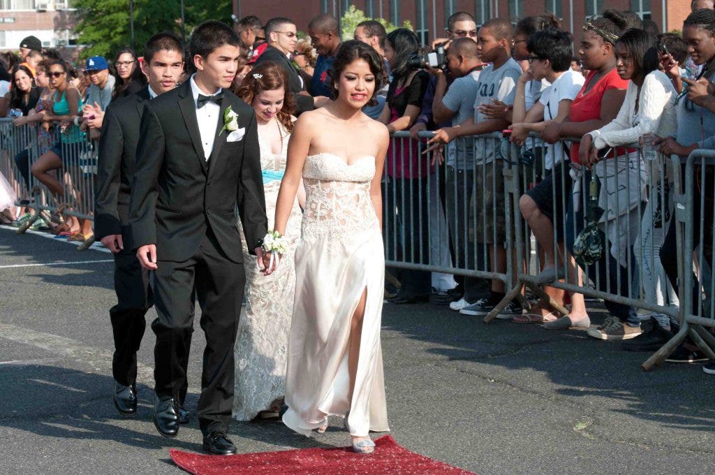 PHOTOS: Teaneck High School Prom 'Show Off' | Teaneck, NJ Patch