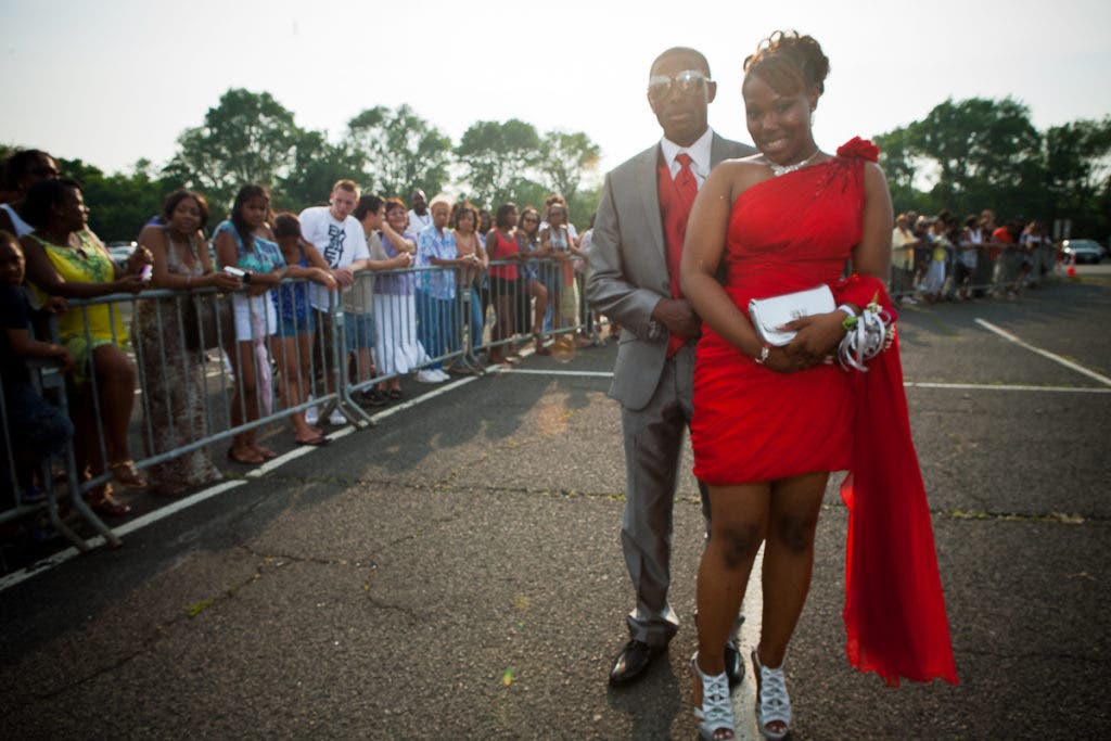 VIDEO: Teaneck High School Students 'Show Off' Before Prom | Teaneck ...